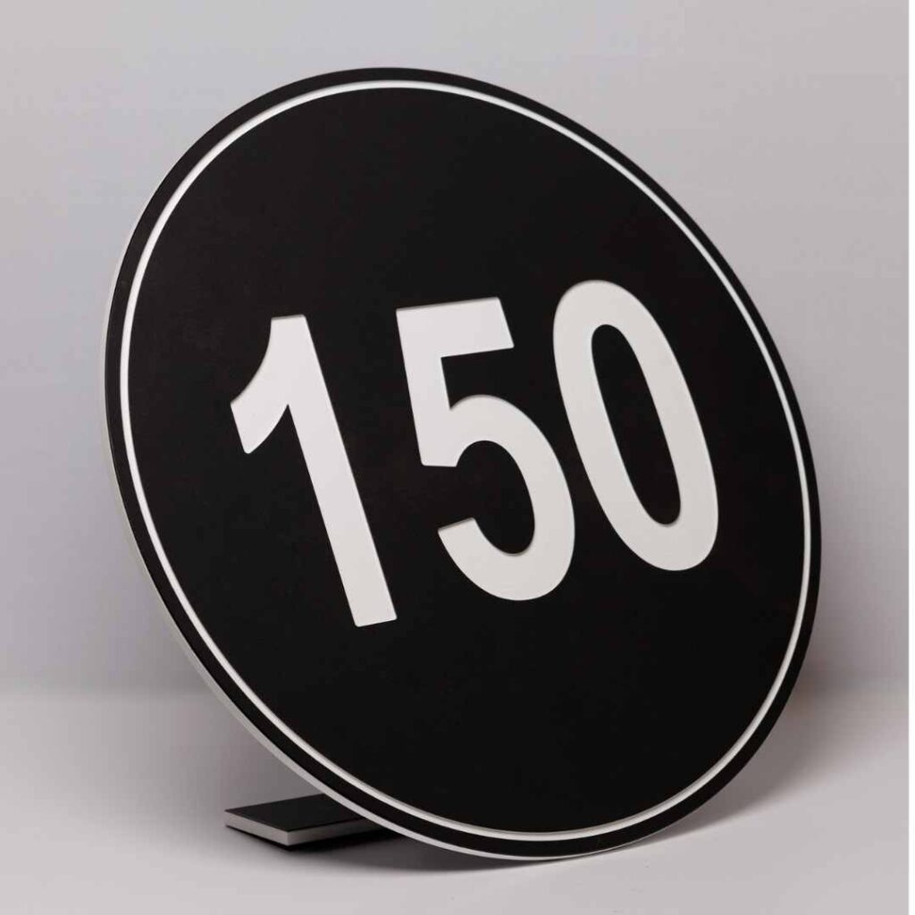 Circle Driving Range Yardage Targets - Par West Turf