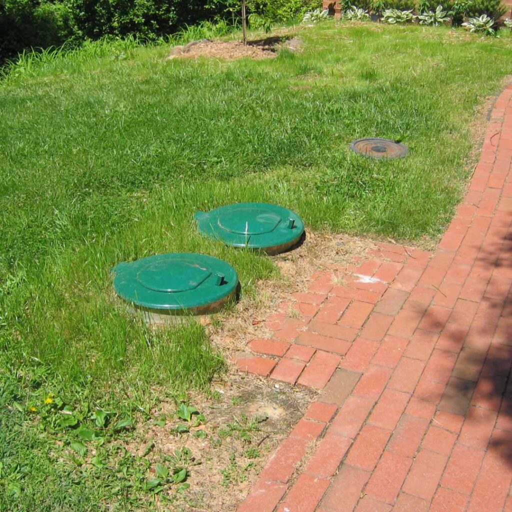 In-Ground Trash Can - Par West Turf