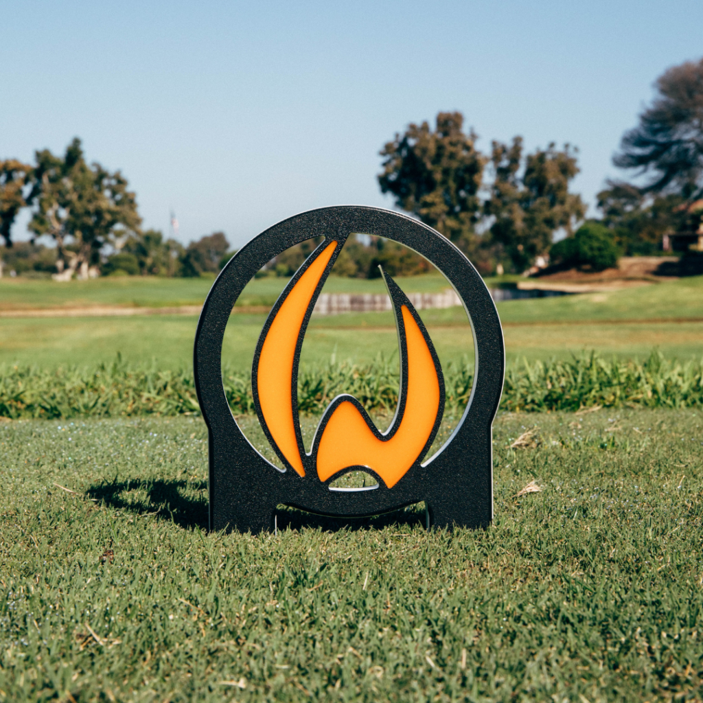 Showcase Tee Marker with Logo - Perma Core Plastic - Par West Turf