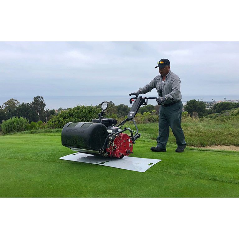 Turning Board - Golf Course Turf - Par West Turf